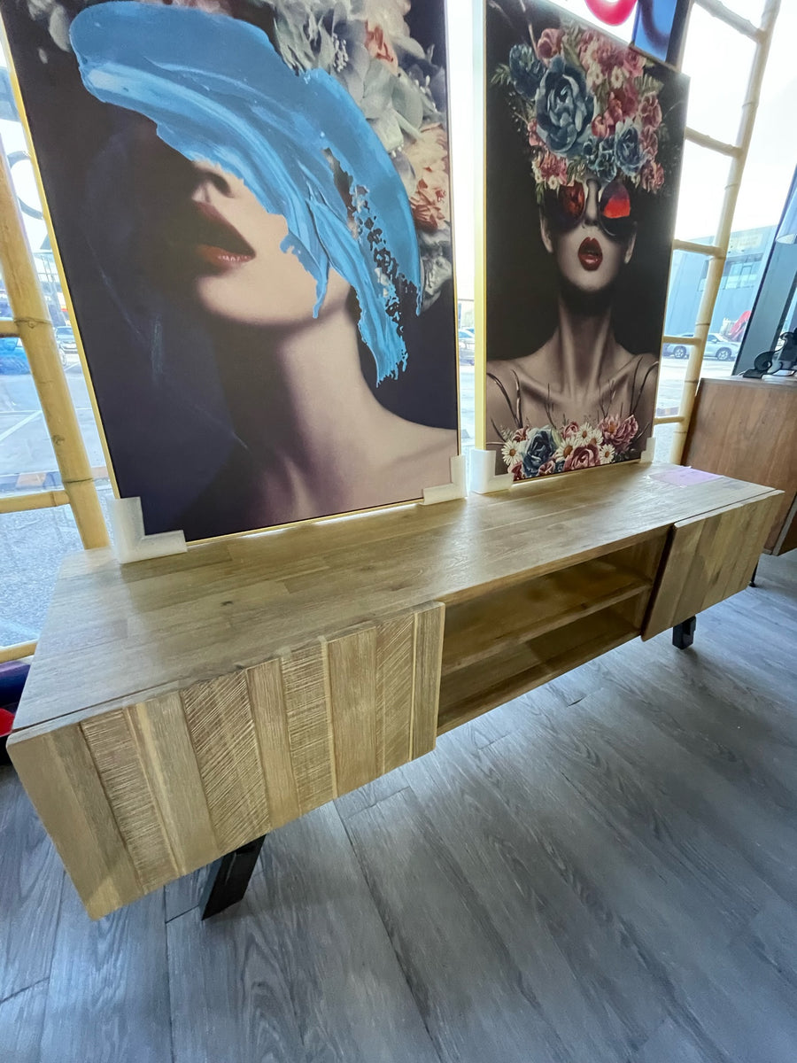 'LUCAS' Entertainment Unit – Waitrose Furniture